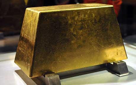 What is the Biggest Gold Bar in the World Worth? - FinanceBuzz